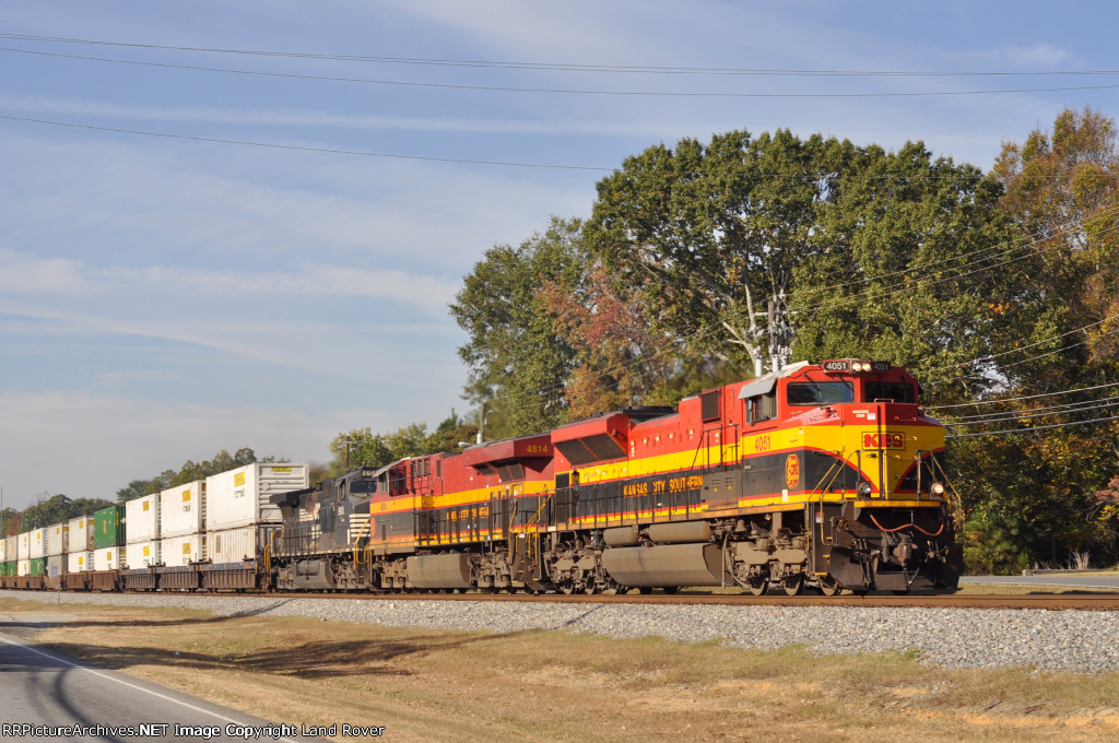 KCS 4051 On NS 220 Eastbound